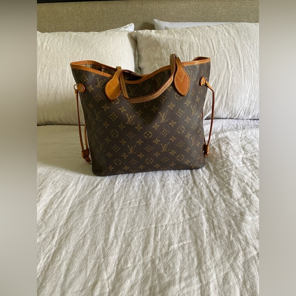 Louis Vuitton | Bags | Louis Vuitton Never Full | Poshmark